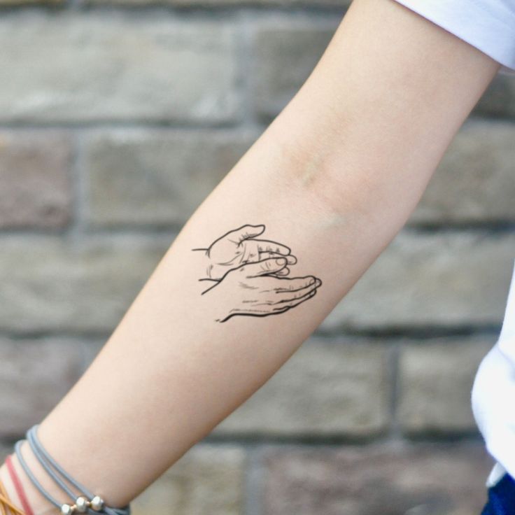 22 Minimalist Christian Tattoo Ideas: Embrace Your Faith with Simplicity
