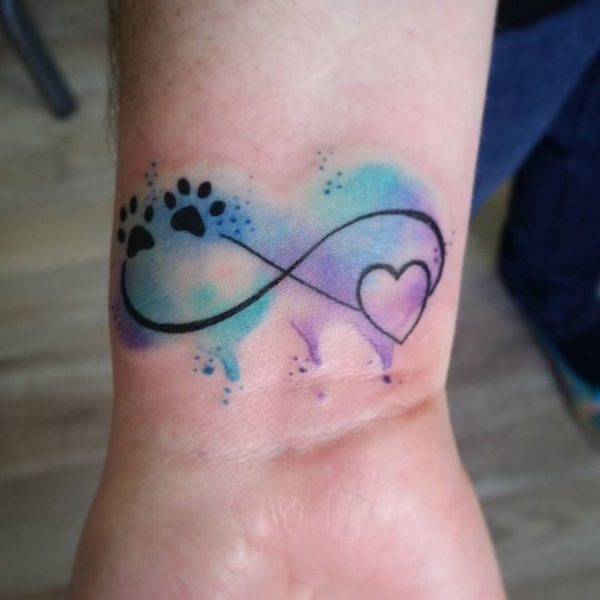 18 Minimalist Dog Tattoo Ideas: A Perfect Blend of Art and Adoration