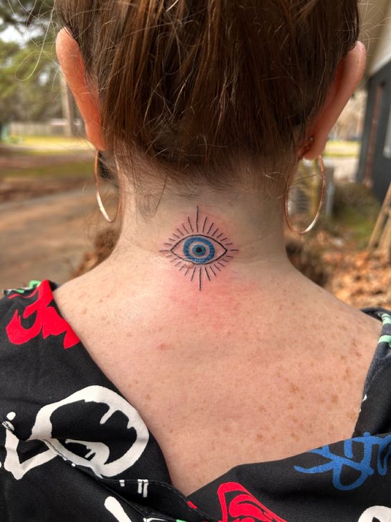 Stylish Neck Tattoo Ideas for Women