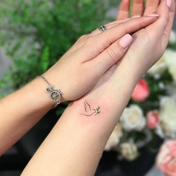 22 Minimalist Christian Tattoo Ideas: Embrace Your Faith with Simplicity