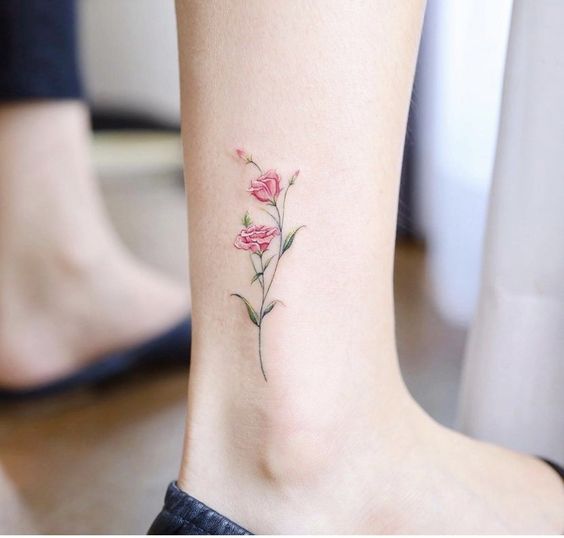 22 Small Foot Tattoos for Women Ideas: Elegant and Chic Foot Ink ...