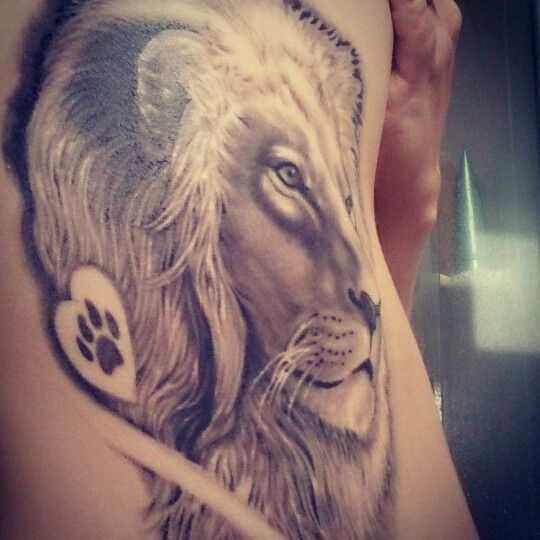 Expressive and Bold: 18 Lion Tattoo on Ribs - Welcome to Fashion ...