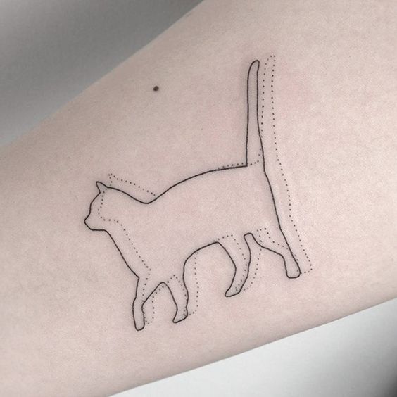 17 Line Art Cat Tattoo Ideas - Welcome to Fashion Maverick! Discover ...