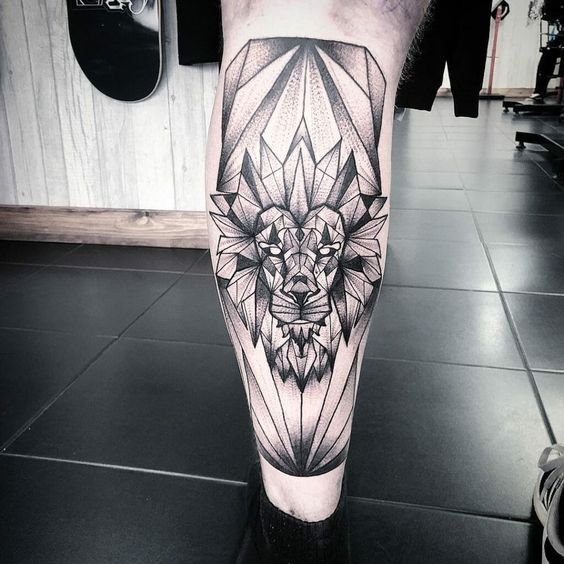 27 Geometric Lion Tattoo: Striking Designs with Angular Elements ...