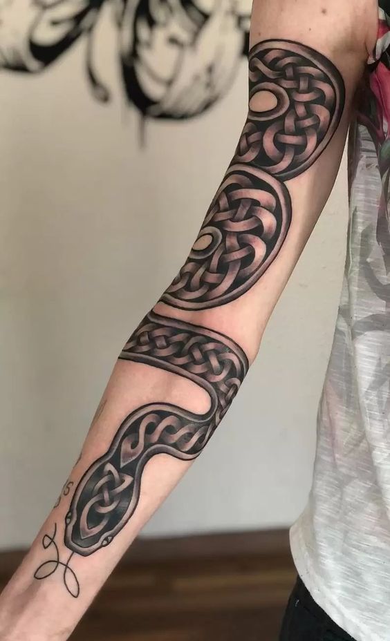 30 Mesmerizing Snake Tattoo Design Ideas: Unraveling the Beauty of ...