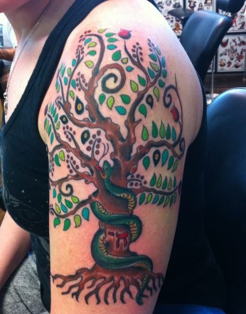 19 Snake Tattoos on Back Ideas for a Striking Look - Welcome to Fashion ...
