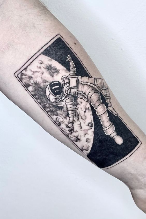 27 Astronaut Tattoo Ideas: Exploring the Cosmos in Ink