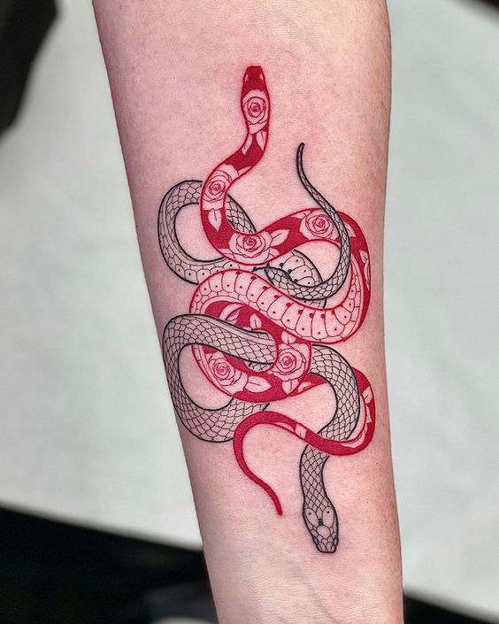 Discover 2024's Top Tattoo Trends: Unique Designs for Men & Women's ...