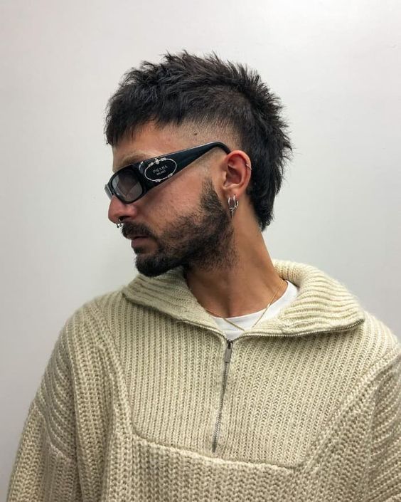 Explore Top 18 Mohawk Hairstyles for Men in 2024: Edgy Cuts to Stylish ...