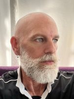 Explore Sophisticated Silver Fox Beards: 17 Top Styles for the Modern ...