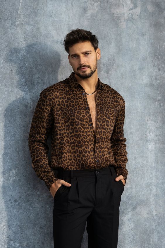 2024's Top 20 Men's Shirt Trends: Bold Patterns & Classic Styles Redefined
