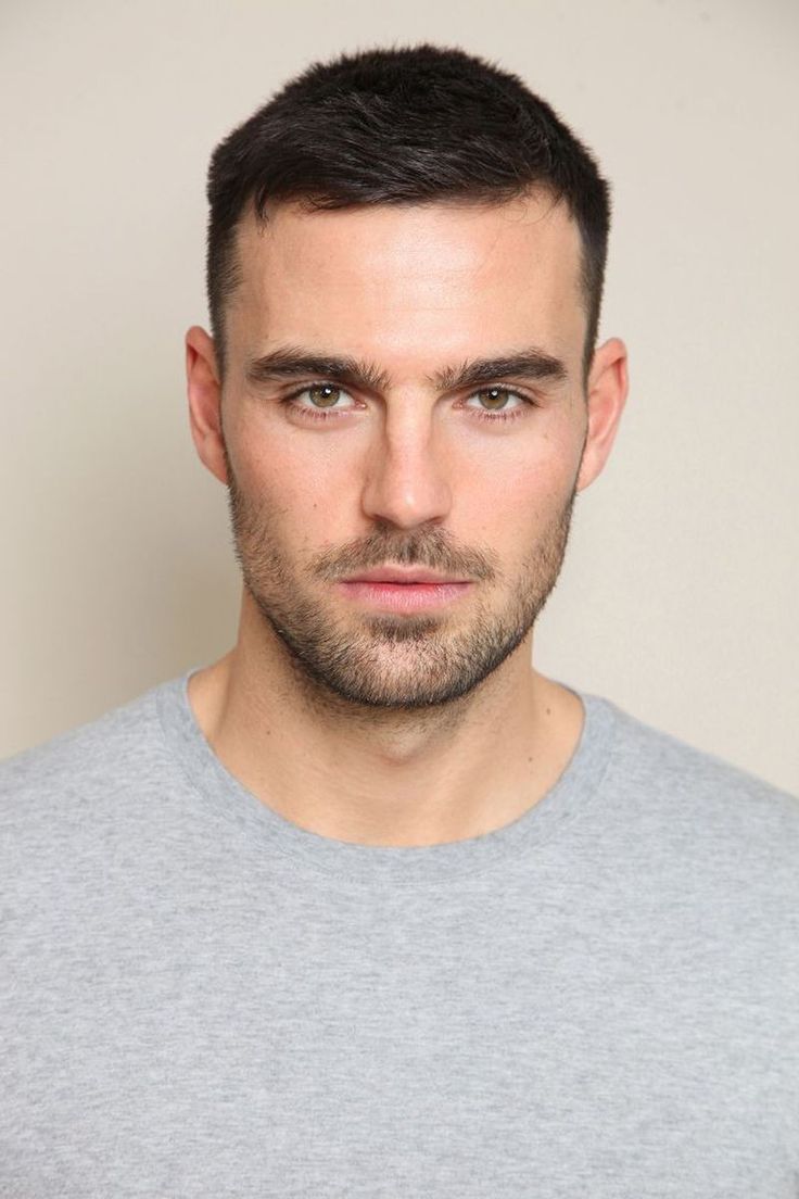 Stylish 2024 Guide: 19 Trendy Short Haircuts for Men – Embrace Your Style