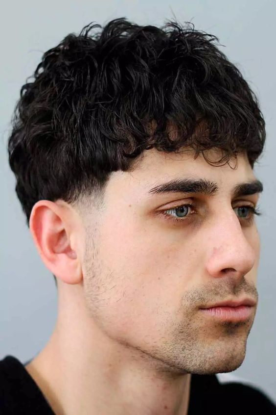 Top 16 Men's Choppy Hairstyles for 2024: Bold & Textured Cuts for ...