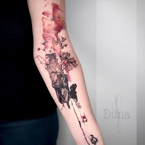 Discover 18 Captivating Abstract Tattoos for Men in 2024 - Ideas and ...