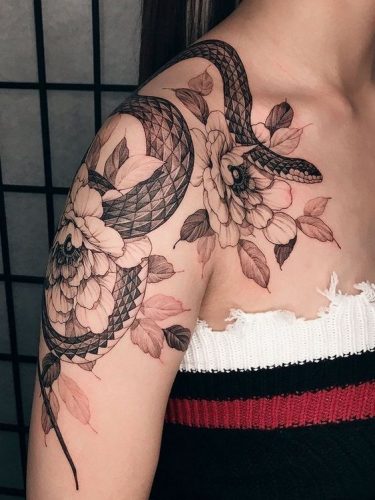 Explore 20 Beautiful Shoulder Tattoo Ideas for Women: Delicate, Unique ...