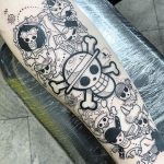 Best 26 One Piece Tattoo Ideas – Luffy, Zoro, Ace, Law, Minimalist ...