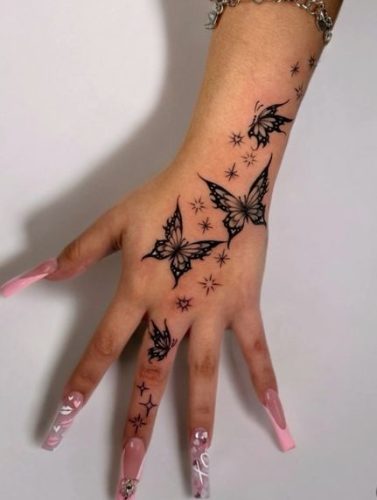27 Ideas Hand Tattoo 2025: Designs That Redefine Personal Expression