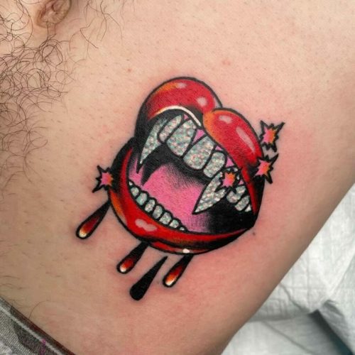29 Lip Tattoo Ideas 2025 With Kiss Prints, Vampire Designs, Color Ideas ...