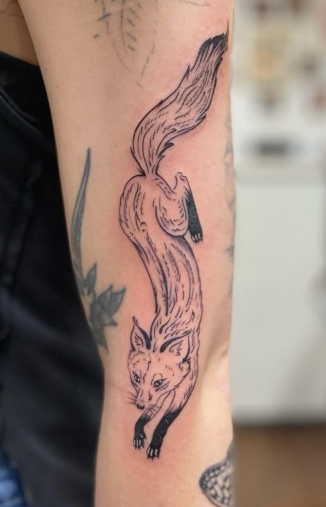28 Fox Tattoo Ideas 2025 with Japanese Kitsune, Minimalist Sketches, Traditional Designs for Men ...