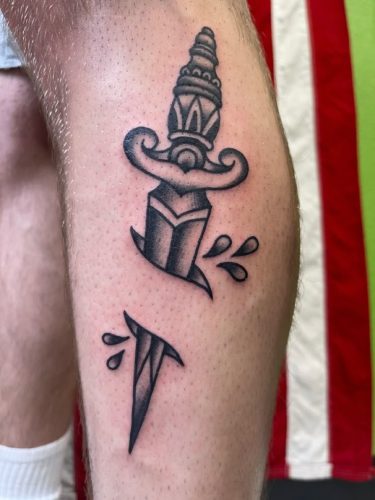 30 Dagger Tattoo Ideas 2025: Neotraditional, Fine Line, Gothic ...