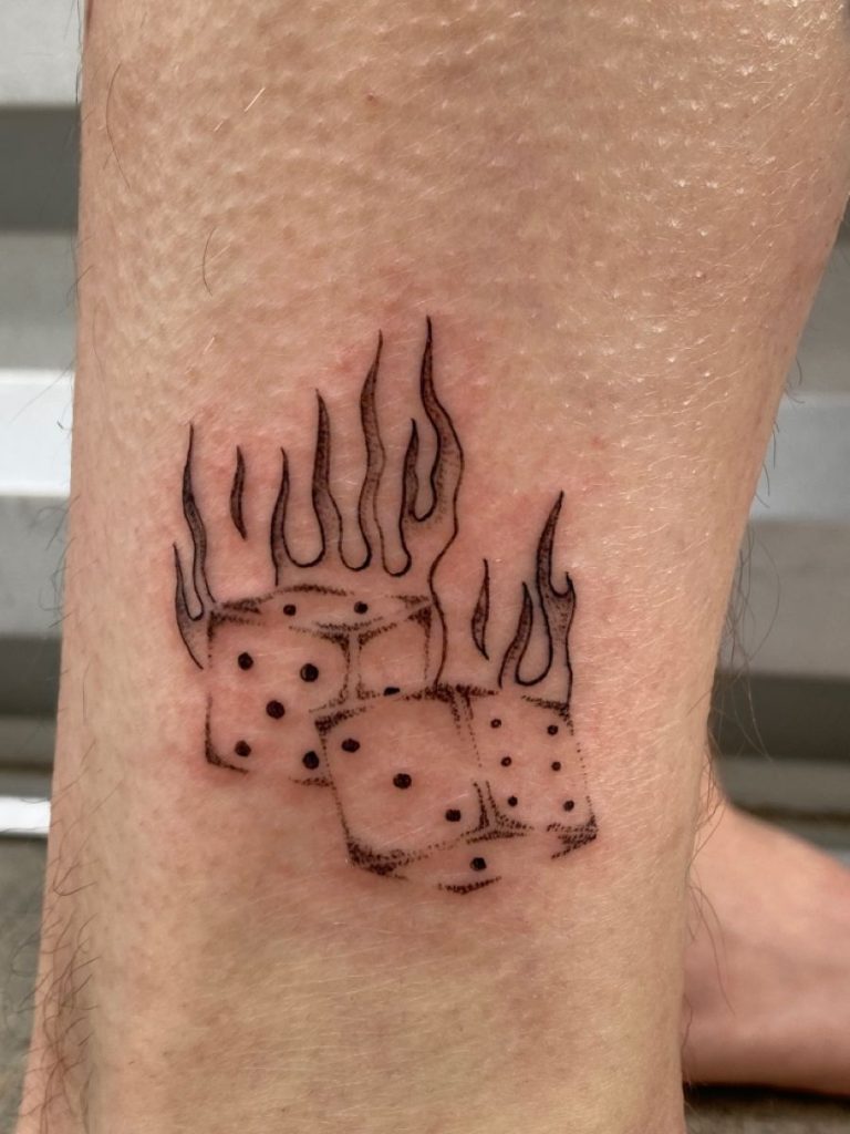 25 Dice Tattoo Ideas 2025 with Cool Flash Designs, Stencil Outlines ...