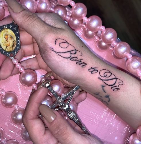 30 Born to Die Tattoo Ideas 2025: Aesthetic Lettering, Stomach and ...