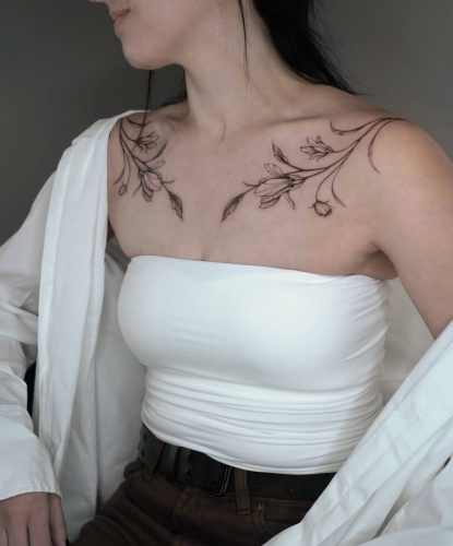 27 Collarbone Tattoo Ideas With Minimalist, Floral, Color, and Fine ...