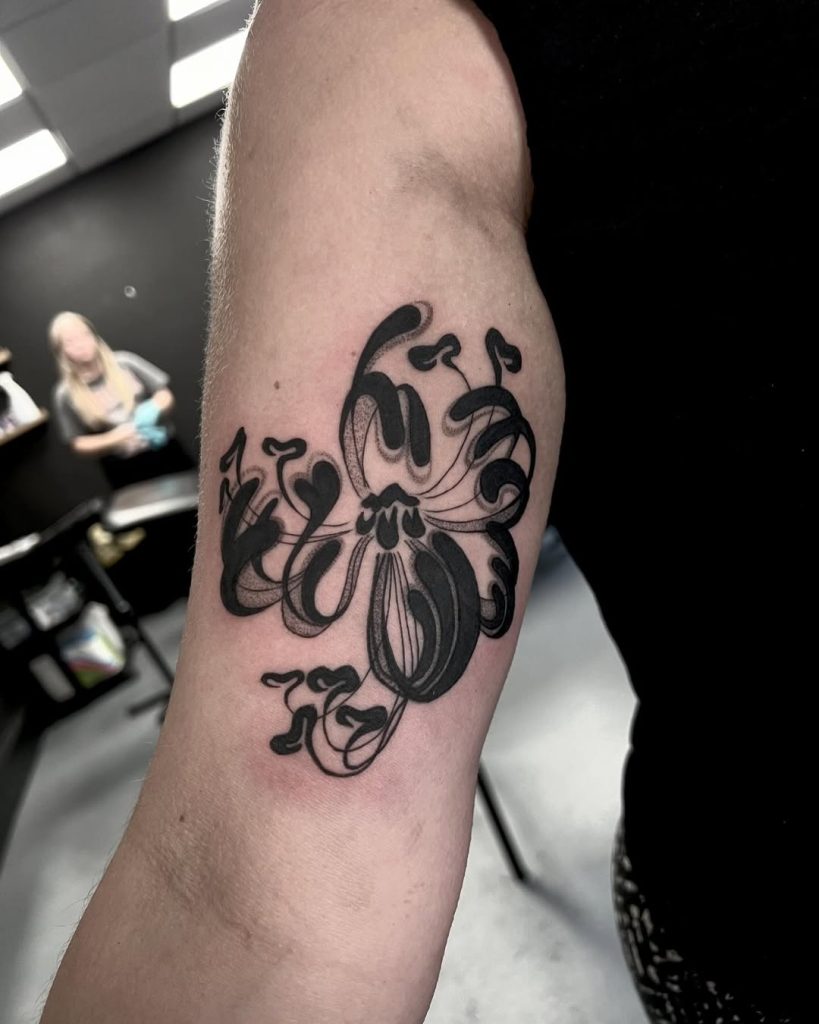 29 Honeysuckle Tattoo Ideas with Fine Line, Neo Traditional, Coral, and ...