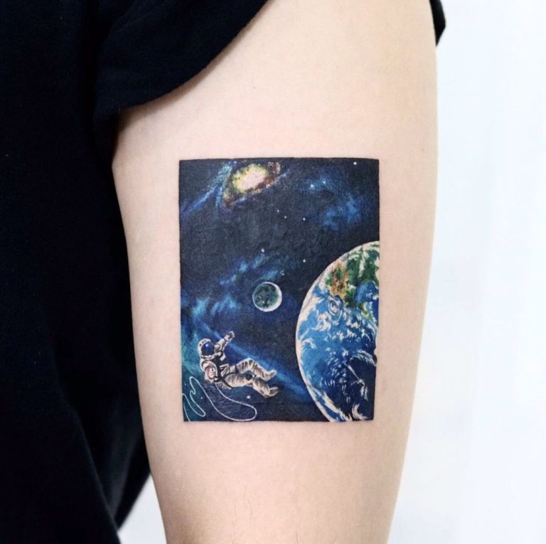 27 Galaxy Tattoo Ideas with Sleeve Designs, Black and Grey, and Cosmic ...