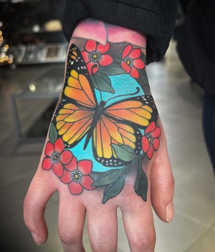 29 Stunning Butterfly Hand Tattoo Ideas – Cute, Gothic, Minimal ...