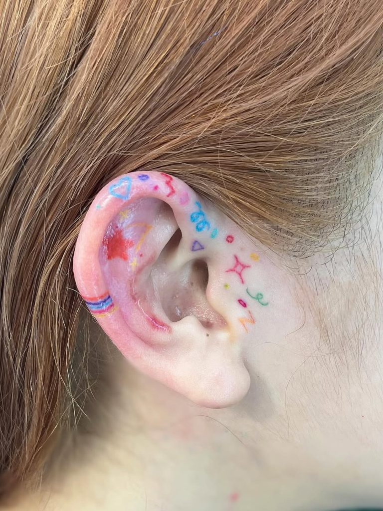 28 Ear Tattoo Ideas for Women and Men with Piercings – Inner, Behind ...