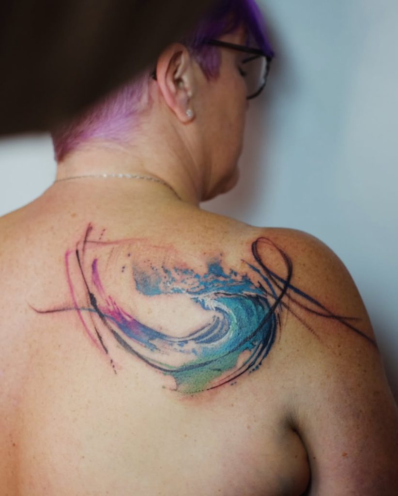 28 Ocean Tattoo Ideas for Men and Women: Minimalist Waves, Sleeve ...