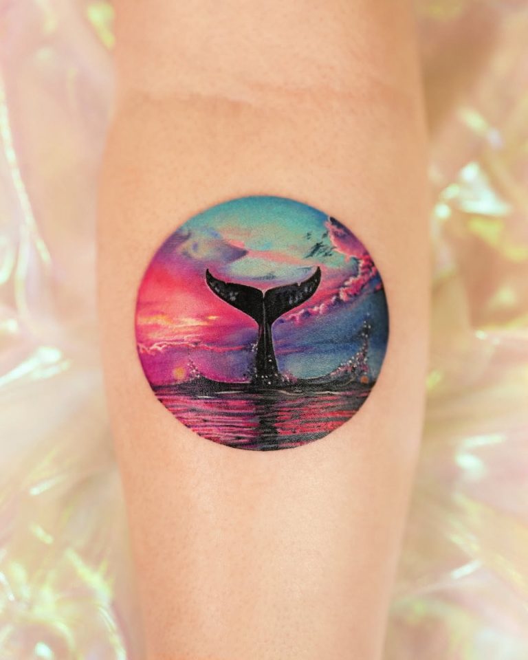 28 Ocean Tattoo Ideas for Men and Women: Minimalist Waves, Sleeve ...