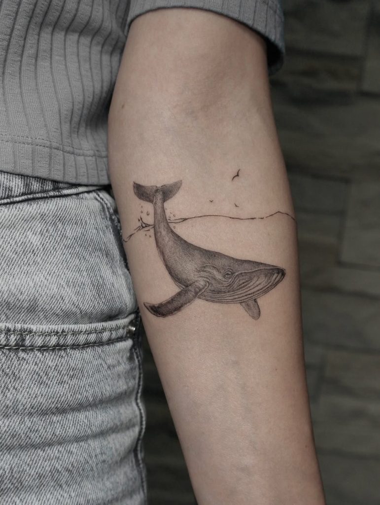 28 Ocean Tattoo Ideas for Men and Women: Minimalist Waves, Sleeve ...