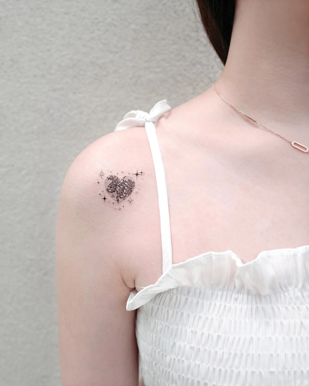 28 Heart Tattoo Designs Full of Meaning and Style