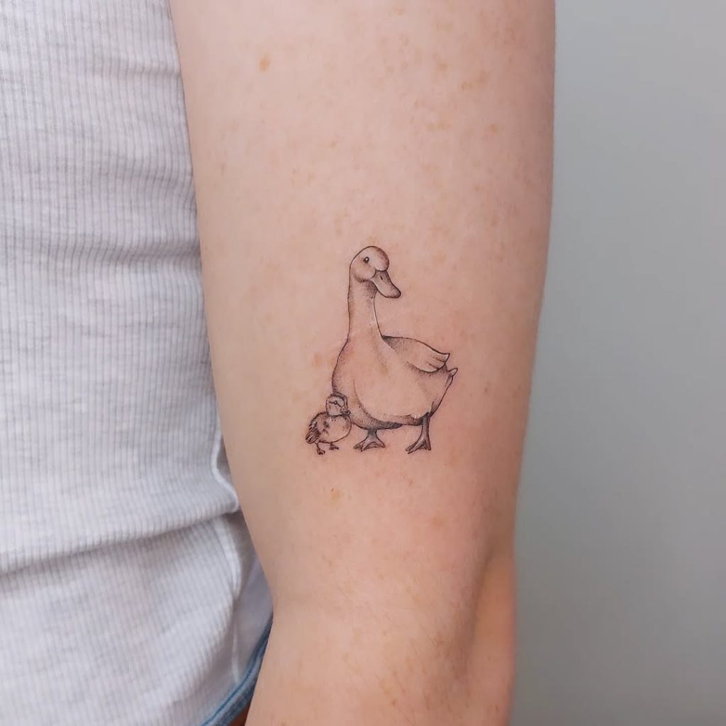 Duck Tattoo Ideas: 30 Cute, Minimal, and Realistic Designs With Meaning ...