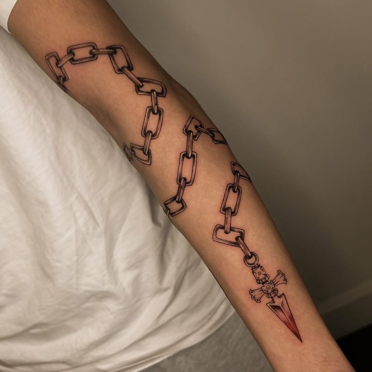 Chain Tattoo Ideas: Bold Stencil Designs, Heart Chains, Breaking Links ...
