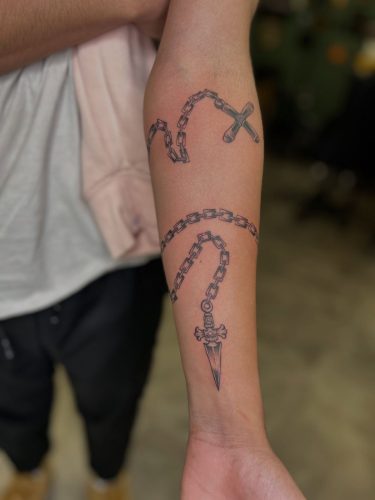 Chain Tattoo Ideas: Bold Stencil Designs, Heart Chains, Breaking Links ...