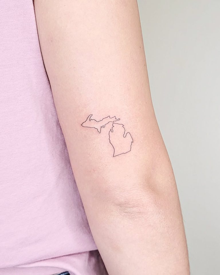Map Tattoo Ideas: World Map, Compass, Sleeve, Pirate & Topographic ...